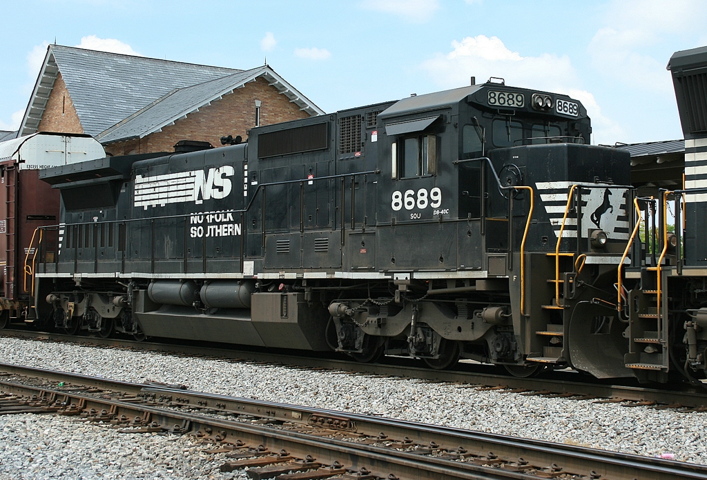 NS 8689